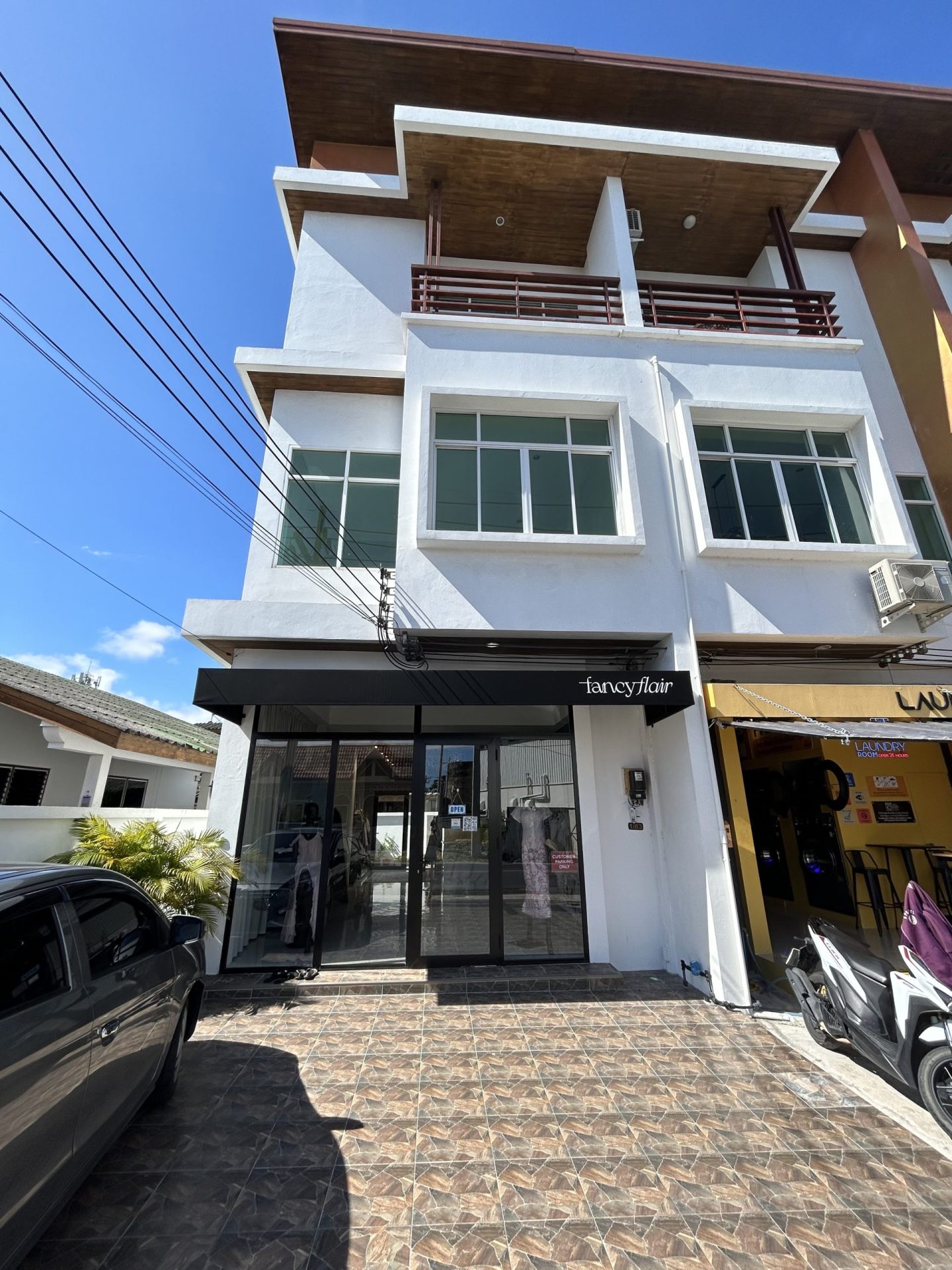 Fancy Flair - Phuket South